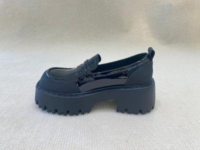 China Ladies Thick Heel Mules Low Cut Bright Surface Womens Heeled Mules for sale