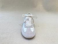 China Women comfort and flat sneakers with color bar and lace up running shoes for sale