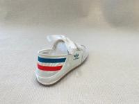 China Women comfort and flat sneakers with color bar and lace up running shoes for sale