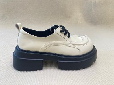 China Thick Bottom Women Mule Shoes White Leather Mules Womens for sale