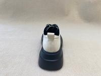 China Thick Bottom Women Mule Shoes White Leather Mules Womens for sale