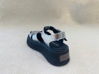China Velvet Upper Silver Flatform Sandals Thick Soled Platform Sport Sandals for sale