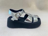 China Velvet Upper Silver Flatform Sandals Thick Soled Platform Sport Sandals for sale