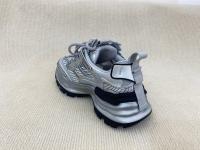 China Fashion Comfort Sneakers With Mesh Upper Authentic Leather And Lacing Silver for sale