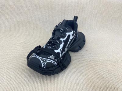 China Mesh Lining Old Fashioned Sneakers Retro Classic Womens Trainers for sale