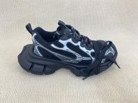 China Mesh Lining Old Fashioned Sneakers Retro Classic Womens Trainers for sale