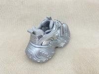 China Silver White Fashion Sneakers With Paillette Cristal Breathable Mesh And Low Cut for sale