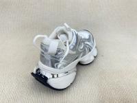 China Women silver leather sneakers with script and breathable mesh upper lacing for sale