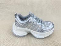 China Breathable Silver Womens Sneakers ODM Silver Trainers Ladies for sale