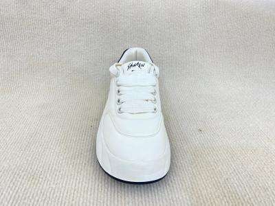 China Casual Women Fashion Sneakers Soft Rubber Bottom White Fashion Sneakers for sale