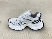 China Lace Up Women Comfort Sneakers OEM ODM White And Black Sneakers for sale