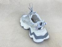 China Heightening Silver Casual Sneakers Thick Bottom Soft Comfortable Trainers for sale