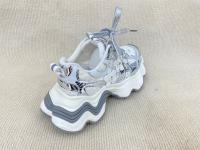 China Heightening Silver Casual Sneakers Thick Bottom Soft Comfortable Trainers for sale