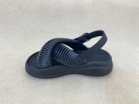 China Flat Heel Women Black Flip Flops For Beach Pool Summer Black Platform Flip Flops for sale