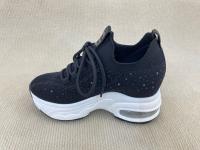 China Flyknit Black Platform Loafers With Crystal Surface And Breathable Mesh for sale