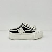 China Black Canvas Mule Shoes Breathable for sale