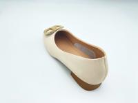 China Women white comfort loafers with low-cut low heel with genuine leather for sale