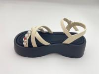 China Women white bottomed sandals with rhinestone with pure color and genuine leather for sale