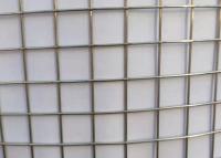China 27-inch Stainless Steel Welded Wire Mesh 14 Gauge with 1/2