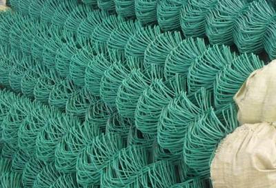 China 5x5cm Chain Link Mesh Fence - 25m Length, 2.0-6.0mm Wire Diameter, Green PVC Coated Galvanized Steel for sale