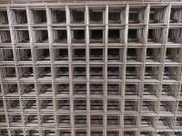China Stainless Steel Welded Wire Mesh Plate 1 Inch Hole 5mm Wire 30m x 1m for sale