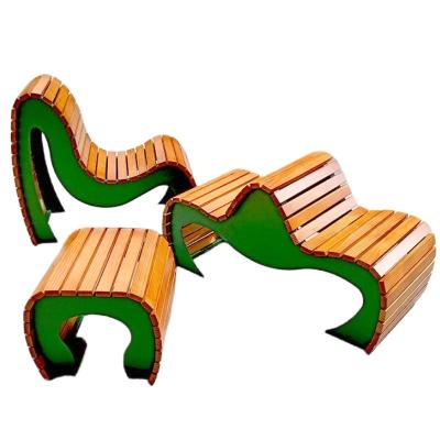 China Modern Outdoor Curved Metal Wood Bench 800x450x450mm Customizable Green Seat for sale