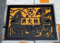 China C250 Ductile Iron Square Art Manhole Cover 700x865x100mm Spray Paint for sale