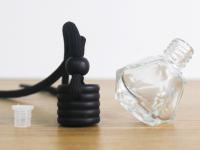 China Diamond Shape Empty Car Perfume Hanging Bottle 8ml With Black Lids for sale