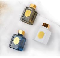 China 100ml Hexagonal Empty Reed Diffuser Bottles For Home Fragrance for sale