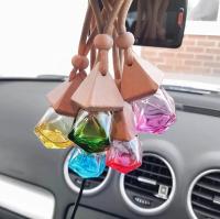 China Diamond Shaped Car Perfume Bottle With Color Interior Accessories Diffuser for sale