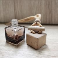 China 7ml New Color Hanging Fragrance Diffuser Car Pendant Perfume Square Wooden Cap With Coffee Brown Glass Bottle for sale