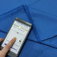 China 150mm Grid 98% Polyester 2% Carbon Fiber ESD Fabric For Cleanroom Clothing for sale