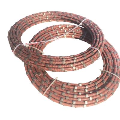 China 8.8mm Diamond Wire Saw for Marble Profiling - 32 Beads/Meter with Plastic Reinforcement for Stone Cutting for sale