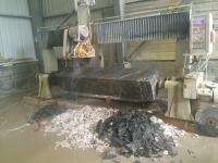 China Solid Column Stone Cutting Machine 600mm Blade 11/15kw PLC Control for sale
