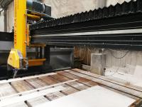China High Speed Stone Slab Cutting Machine 3200×2000mm Worktable with 15-22KW Motor for Granite Processing for sale