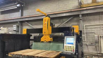 China 5 Axis Stone Bridge Cutting Machine 15kw for Special Shape Arbitrary Lines 350-800mm Blade for sale