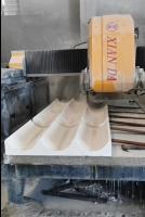 China Bridge Type Linear Cutting Milling Machine 3 Axis CNC 350 600mm Blade 400mm Lifting Travel for sale
