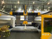 China 5 Axis CNC Router 20 kW BT40 Spindle 3800x2700mm Travel for Precision Stone Cutting for sale