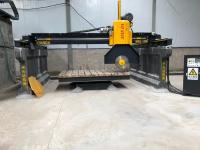 China Four Column Medium Block Cutting Machine 1200mm Blade for Granite Marble Slabs Curbstone CNC for sale