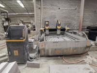 China Planar Stone Carving Machine CNC Router 1300x2500mm 5.5kw for Marble Granite Engraving for sale