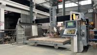 China 5 Axis Bridge Stone Cutter 900mm Saw Blade Italian DDX System ±0.1mm Accuracy CNC Granite Marble Cutting Machine for sale