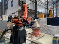 China 6-Axis CNC Robot Stone Cutting Machine with Interpolated Control and BT40 Spindle for Large-Scale Carving up to 3100mm for sale
