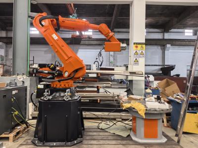 China 6-Axis CNC Robot Stone Cutting Machine BT40 Spindle 3100mm Carving for sale