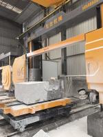China XIANDA CNC-2500SA High-Precision CNC Diamond Wire Saw Machine with 20 Tons Load Capacity and 360-Degree Servo Rotary Table for Stone Profiling for sale