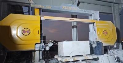 China Xianda 4-Axis CNC Diamond Wire Saw Machine with 360° Servo-Rotary Table and 20-Ton Load Capacity for Stone Cutting for sale
