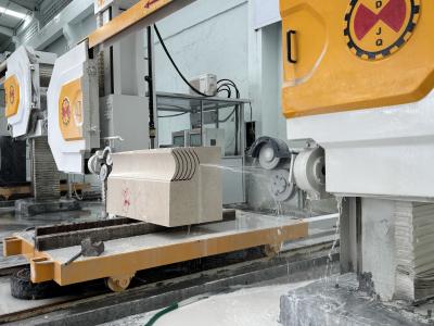 China CNC Diamond Wire Saw Machine with 360° Rotating Table and 15KW Spindle for High Cutting Precision for sale