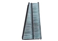 China PP Green Fabric 17801-31090 17801-0P010 Replacement Air Filter for Toyota 355x165x62.5mm for sale