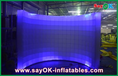 China Inflatable Photo Booth Curved Wall 3x1.5x2m with LED Lights for Events for sale