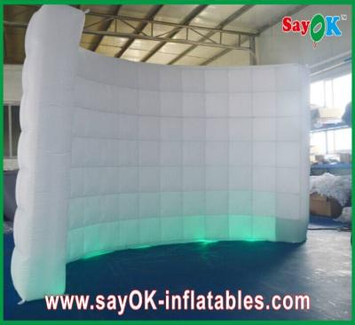 China Inflatable LED Curved Photo Wall 3x2m Customizable Wedding Party Inflatable House for sale