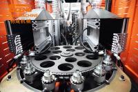 China Automatic 4-Cavity Stretch Blow Molding Machine 4500bph for 2L Plastic Bottles for sale